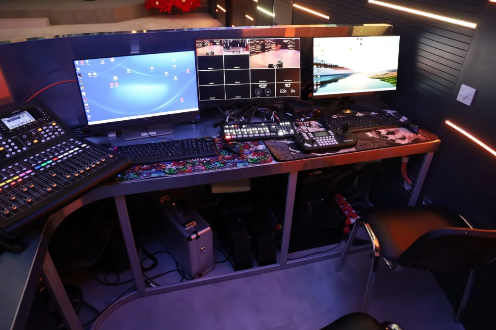 Hi-Tech Media поставила оборудование для проекта АРТ-РЕЗИДЕНЦИЯ «ПУРМОЛ»