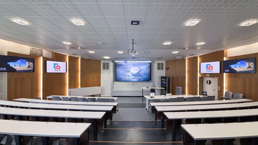 Модернизация учебной аудитории с помощью технологий WyreStorm AV over ...