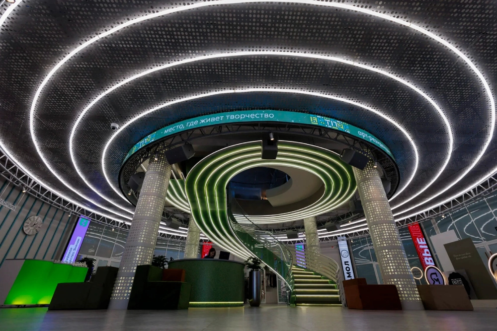 Hi-Tech Media поставила оборудование для проекта АРТ-РЕЗИДЕНЦИЯ «ПУРМОЛ»